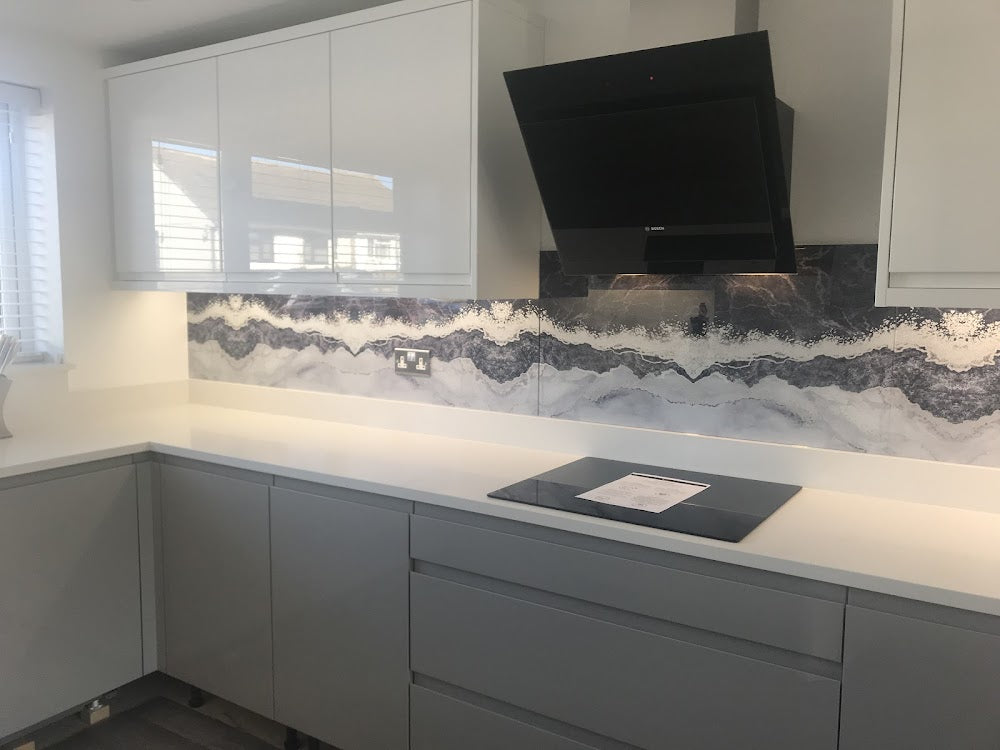 "White Onyx" - LED Backlit Glass Splashback - Bespoke – CreoGlass®