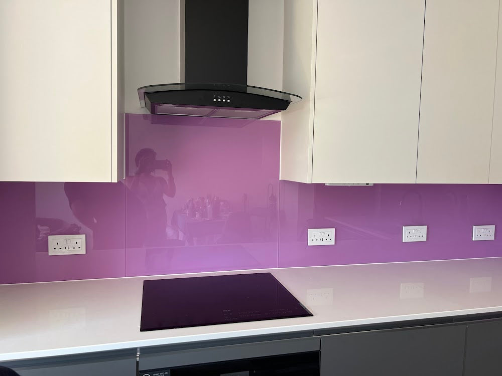 "White Onyx" - LED Backlit Glass Splashback - Bespoke – CreoGlass®