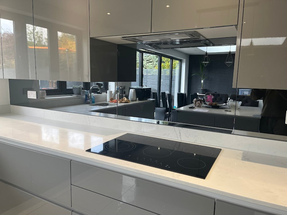 "White Onyx" - LED Backlit Glass Splashback - Bespoke – CreoGlass®